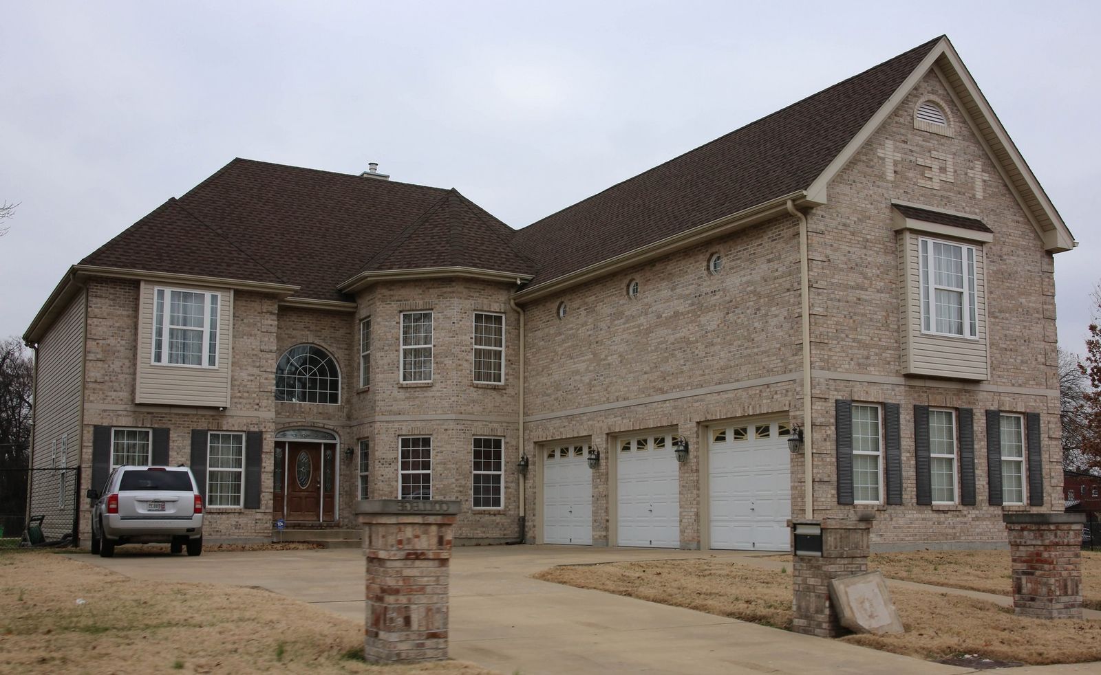 End Attached Garages Now — A Manifesto